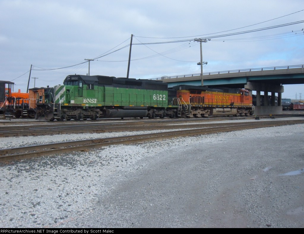 BNSF 6822 & 5349